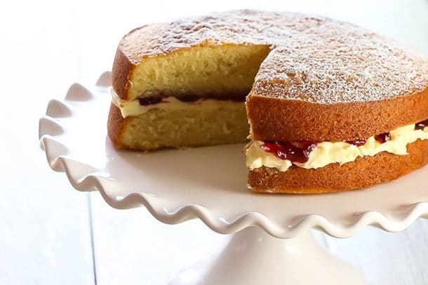 Victoria Sponge Cake | Erren's Kitchen