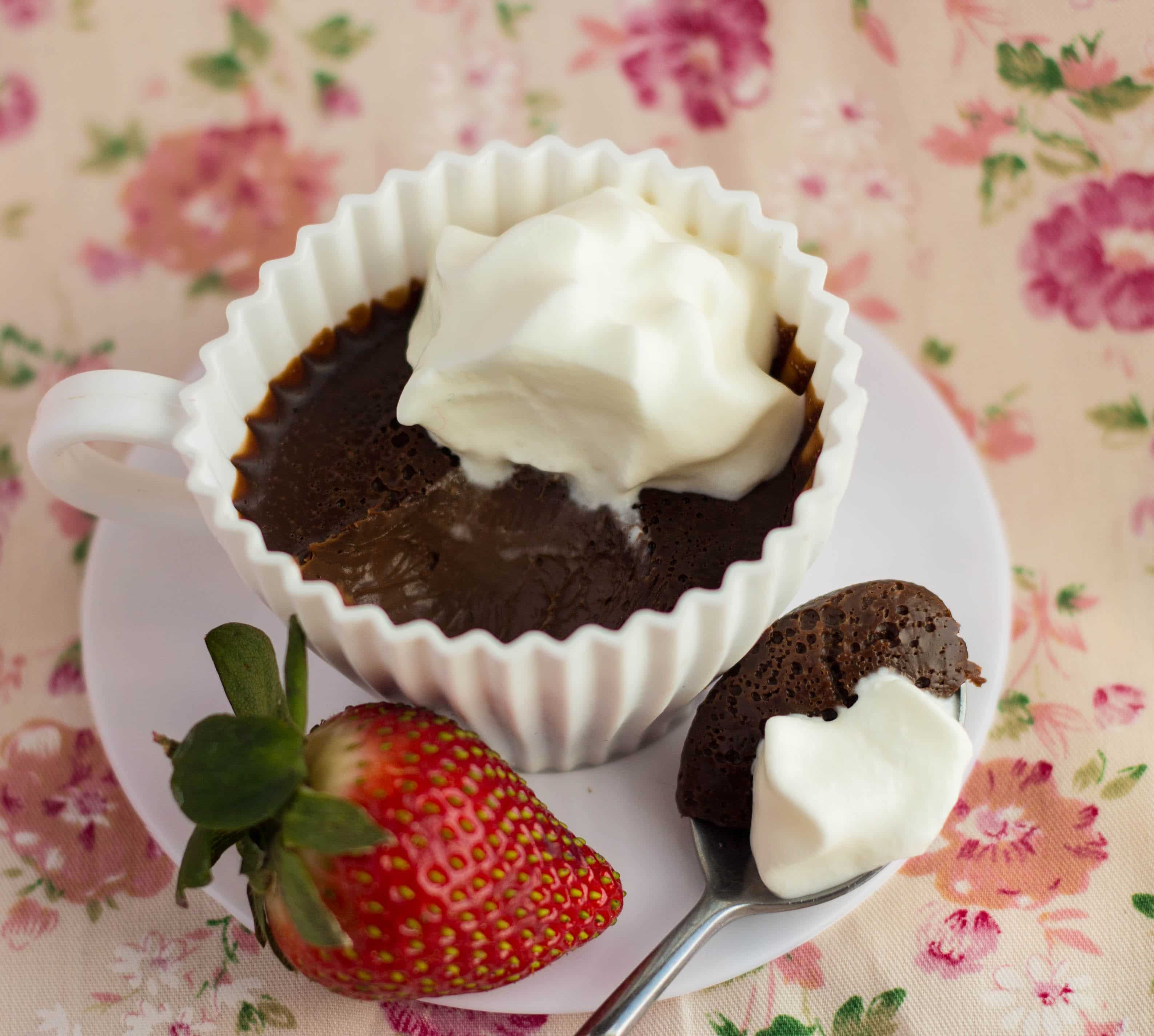 Chocolate Tea Cups {Chocolate pots de creme} - Erren's Kitchen