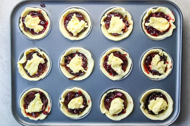 Cranberry Brie Tarts with Bacon & Red Onion