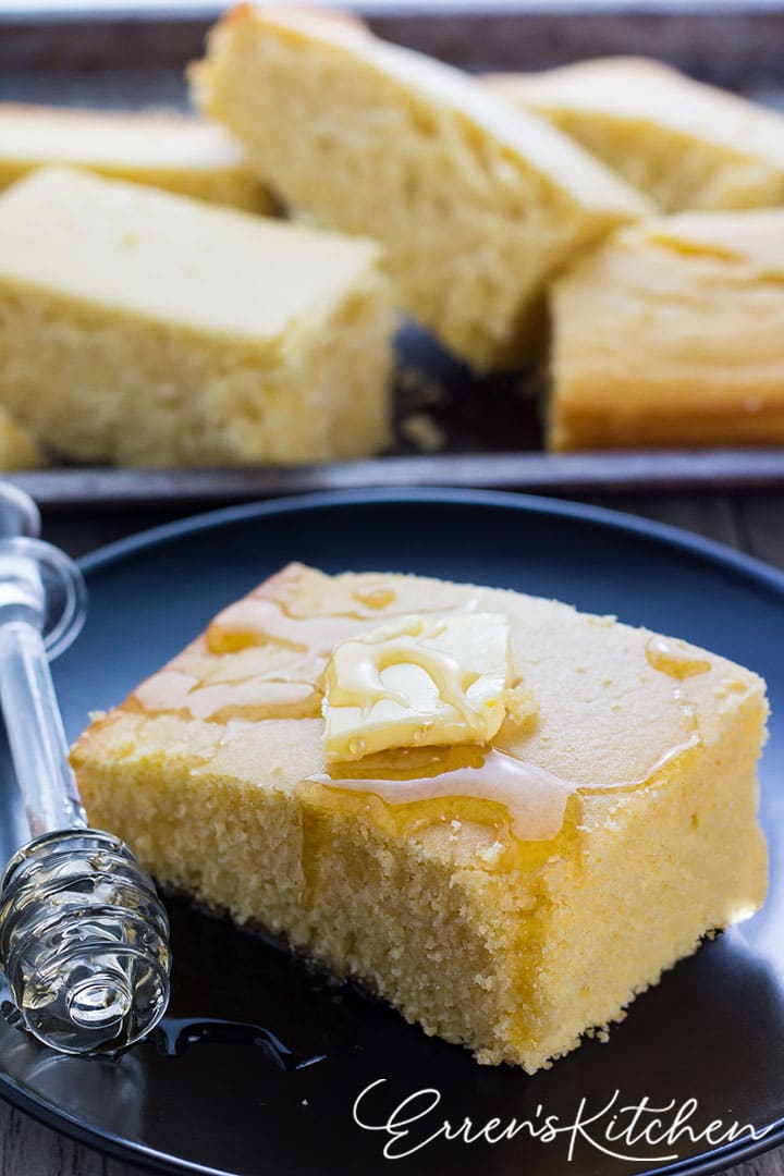 Easy Homemade Cornbread - Erren's Kitchen