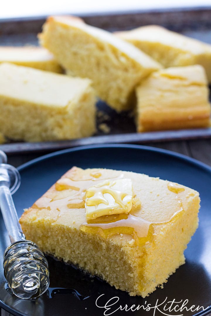 Easy Homemade Cornbread