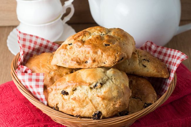 Raisin Scones - Erren's Kitchen