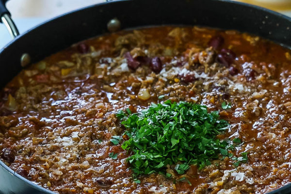 Classic Chili Con Carne - Erren's Kitchen