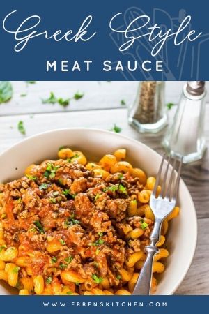 Greek Style Meat Sauce {Makaronia Me Kima} | Erren's Kitchen