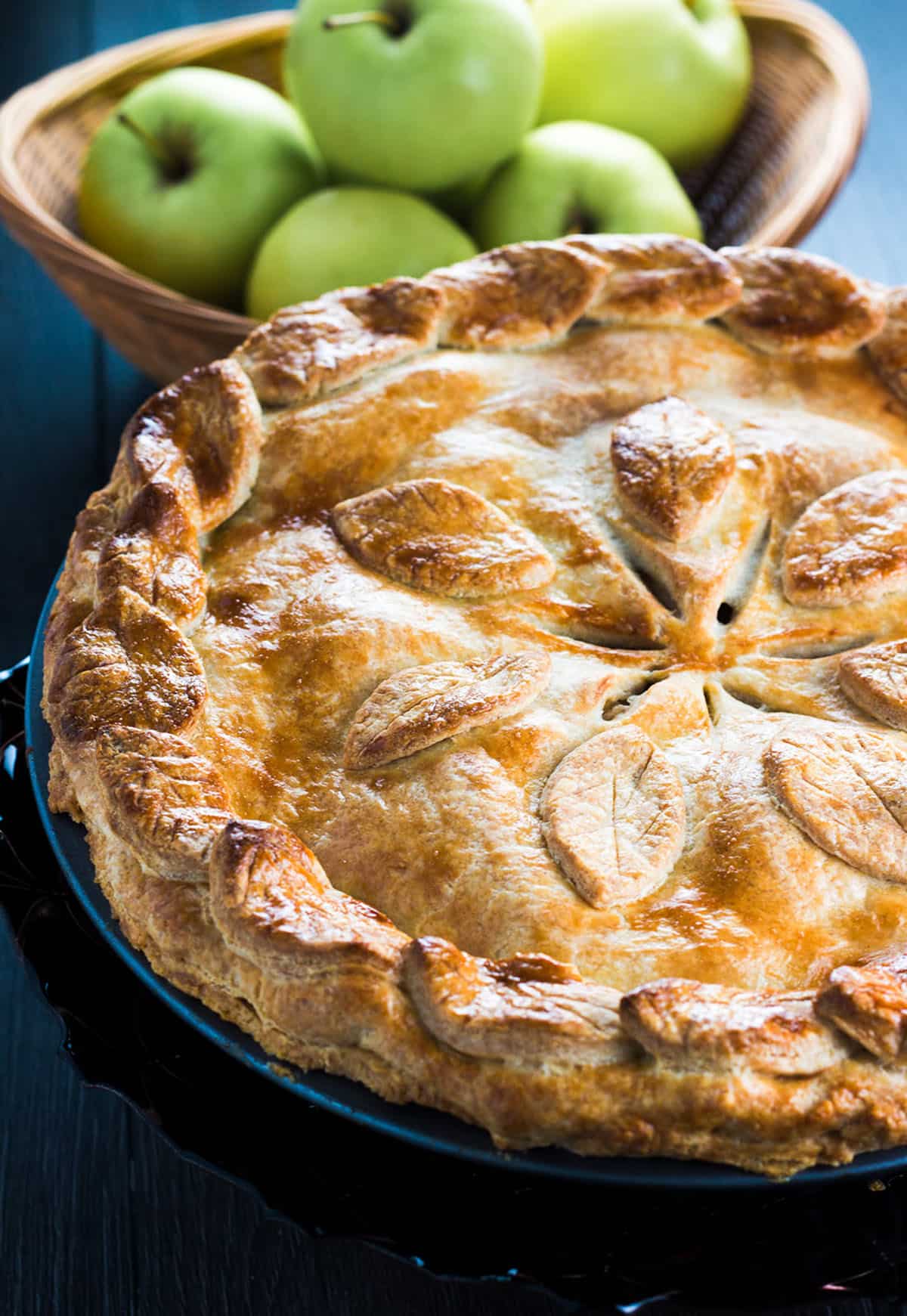 Caramel Apple Pie | Erren's Kitchen