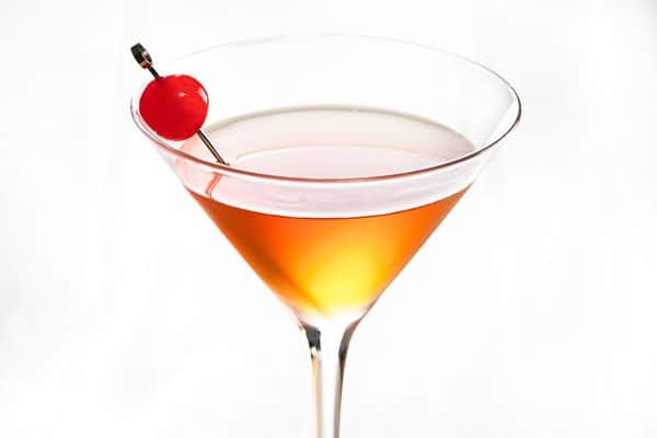 Manhattan {Drink Recipe} - Erren's Kitchen