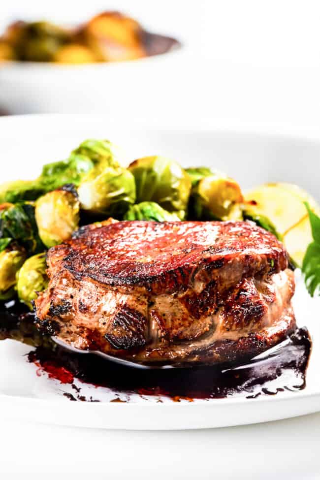 Perfectly Grilled Filet Mignon