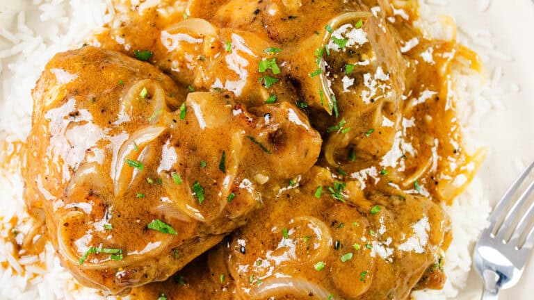 Smothered Chicken Thighs and Gravy