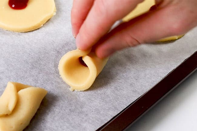 Italian Pinch Cookies