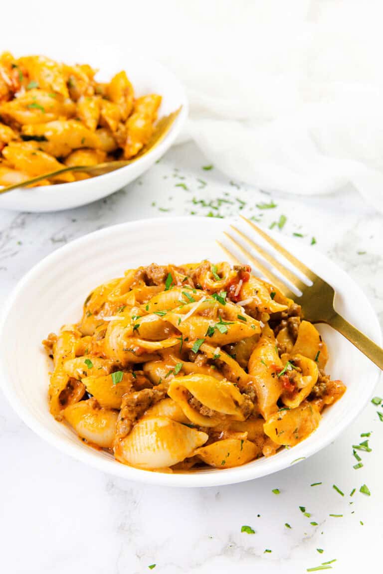 One Pot Creamy Tomato Ground Beef Pasta